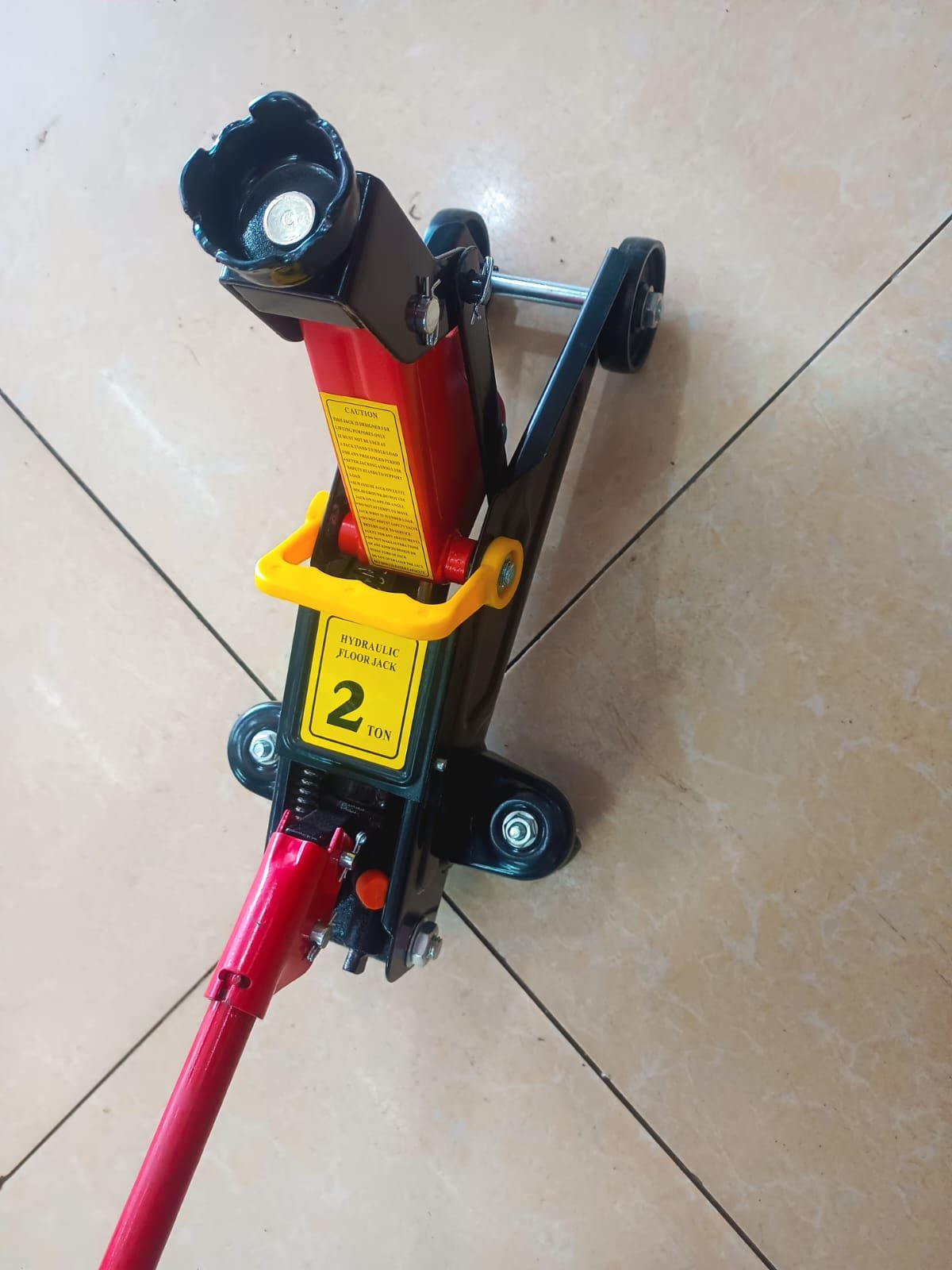 2 Ton Trolley Jack – Suitable Homes